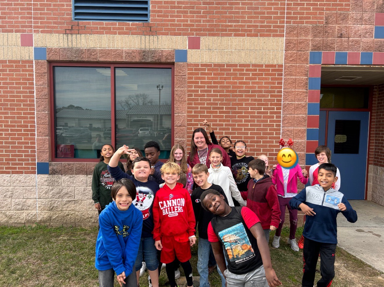 Home - East Jones Elementary School